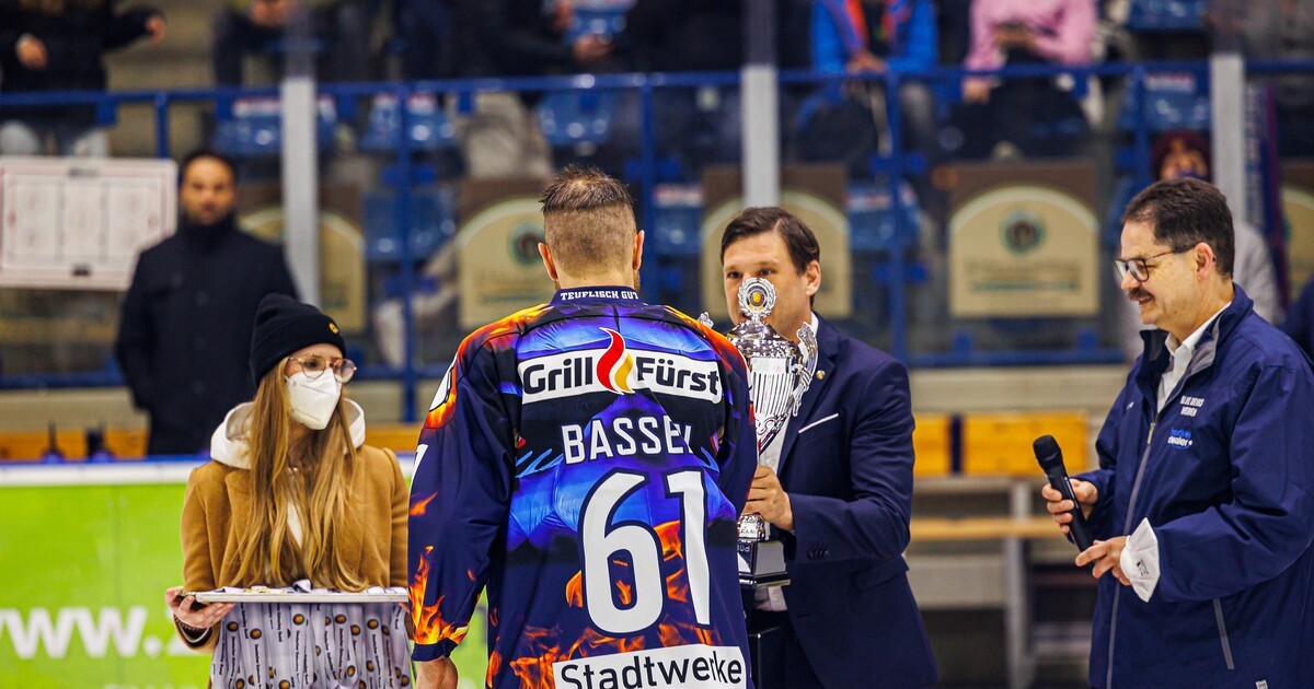 Blue Devils werden offiziell zum Meister gekürt | Radio Ramasuri