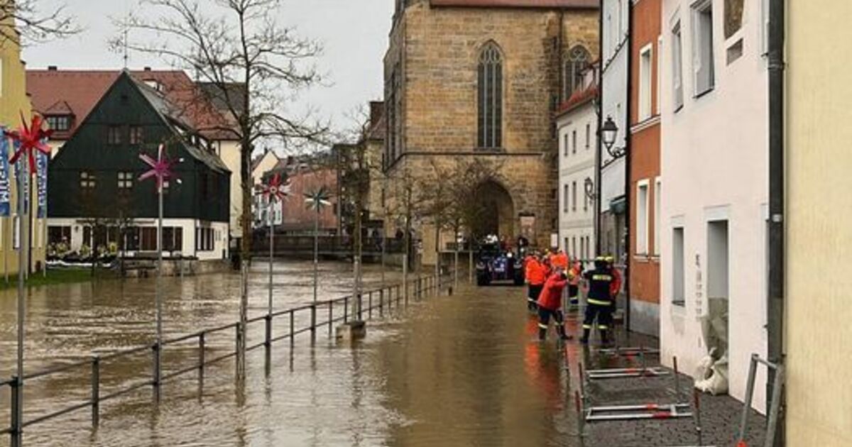 Hochwassersteg in Amberg errichtet | Radio Ramasuri